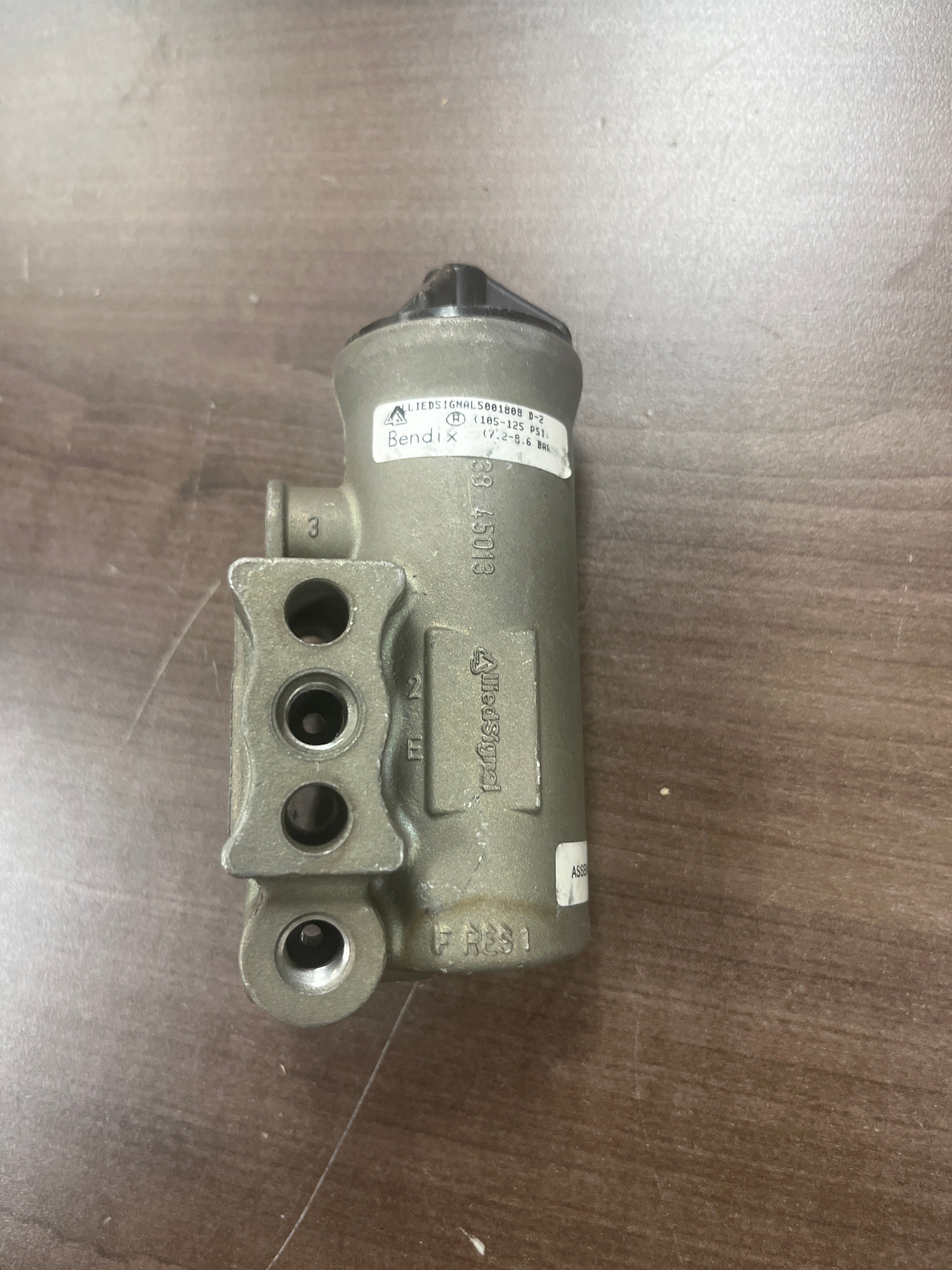 Bendix Brake 5001808 Governor D-2 – swedincompany