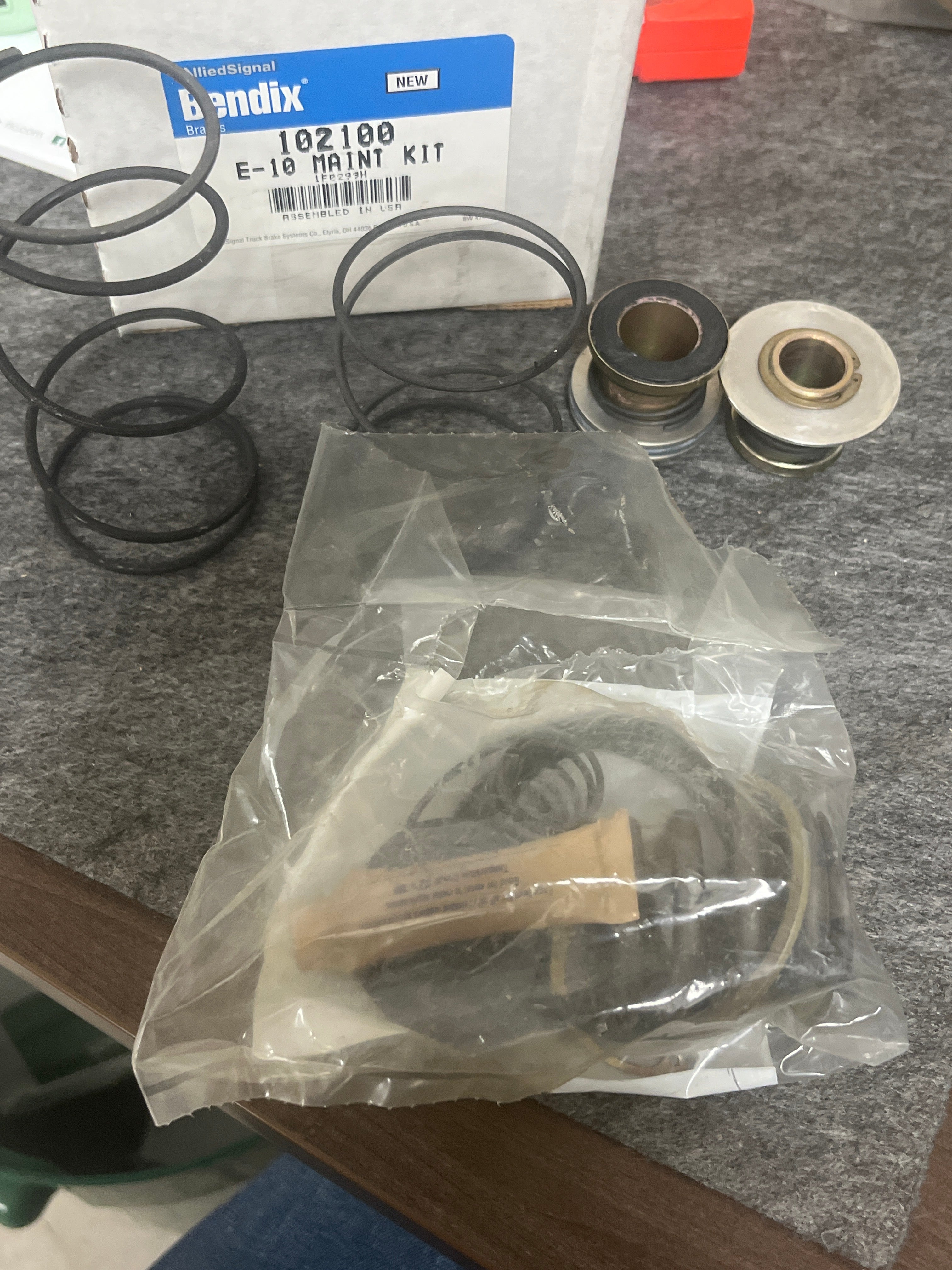 Bendix Brake 102100 E-10 Maint. Kit – swedincompany