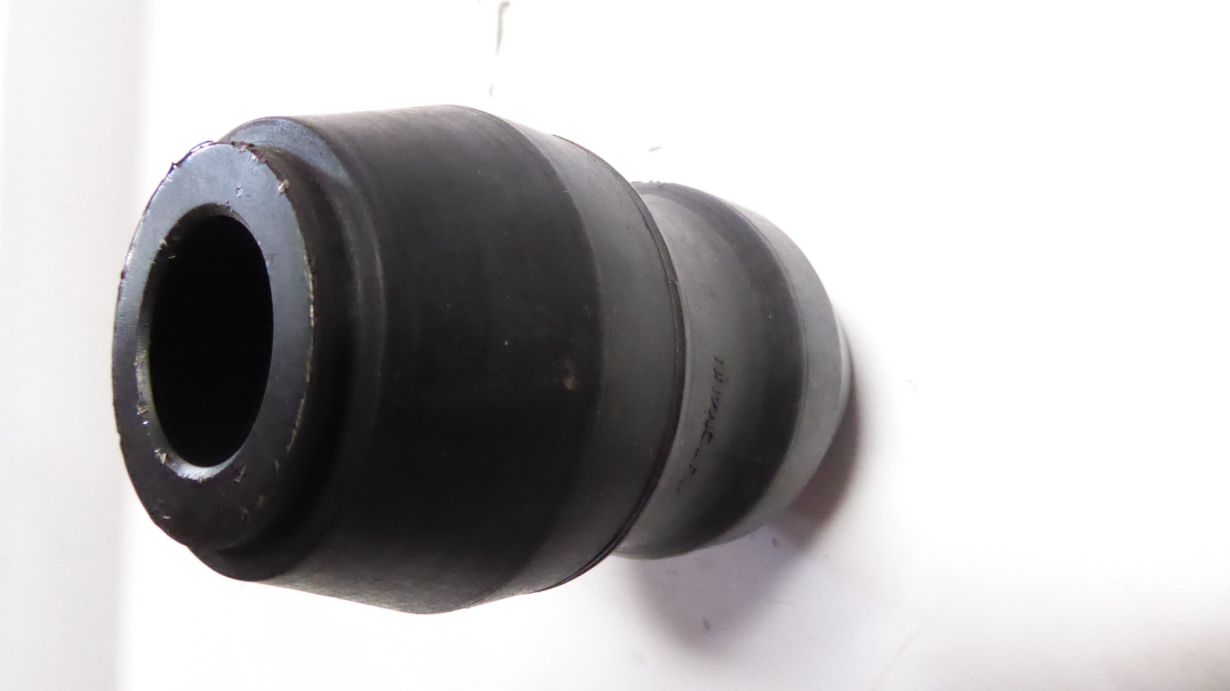 TRB5703 - Automann - Axle Bushing – swedincompany