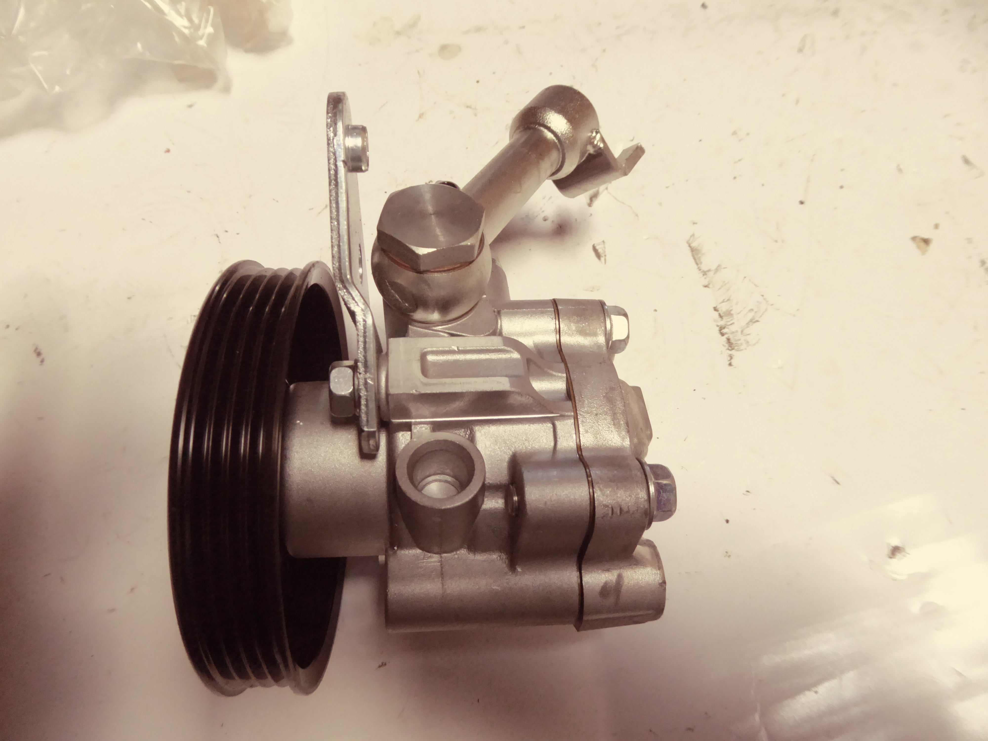 Nissan 49110-ZF00A Power Steering Pump – swedincompany