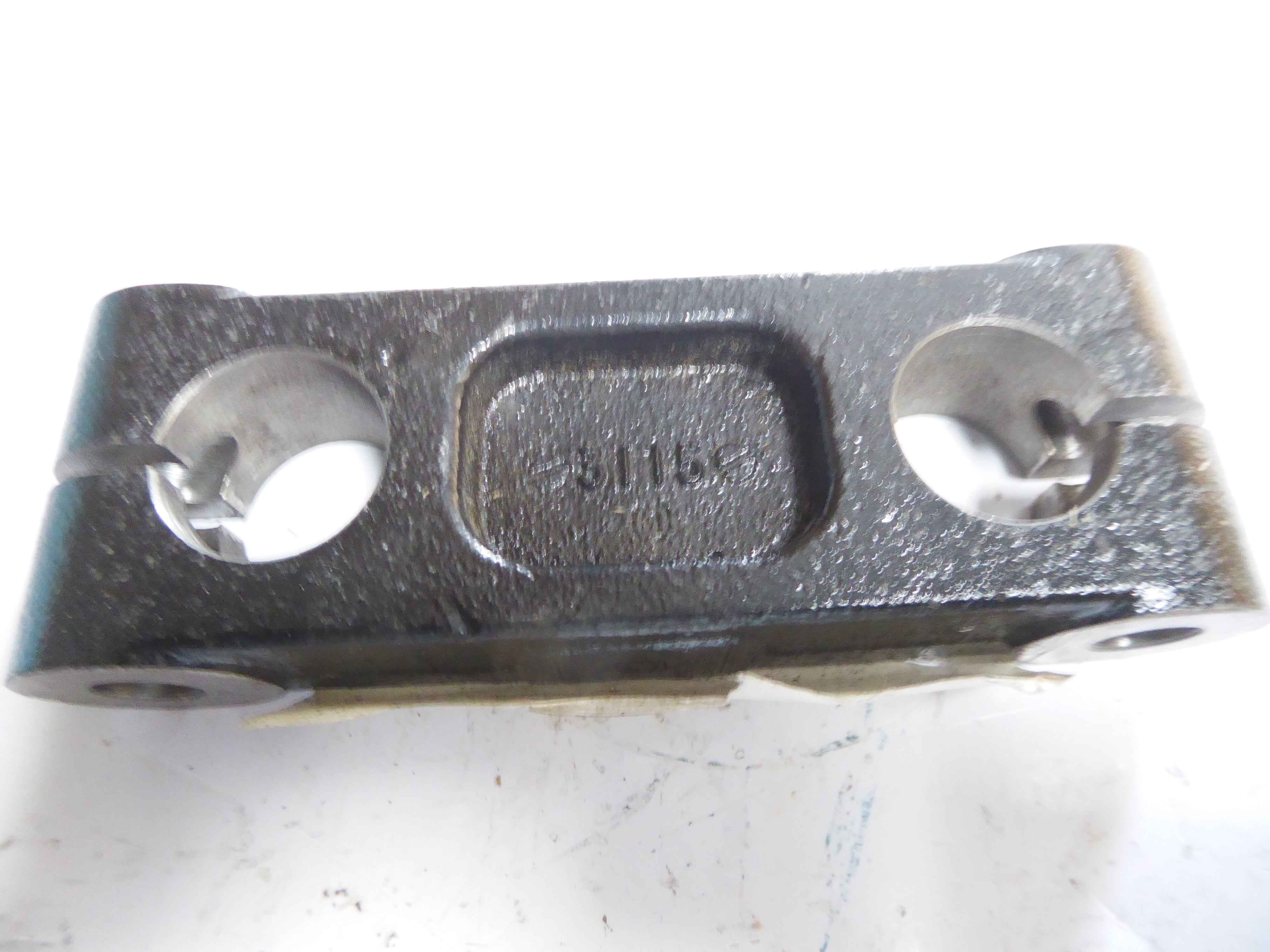 Volvo 8067784 Truck Spring Shackle D12 4m 8127 – swedincompany